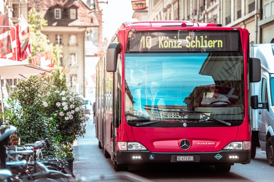 Bern, Bahnhof Nach Bern, Rosengarten Per Linie 10 Bus, Taxi – DUSHDU